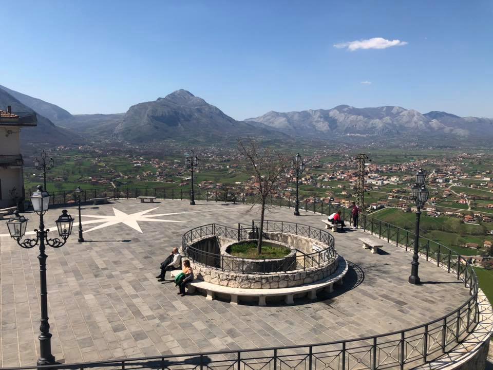 Teggiano: il caratteristico borgo medioevale patrimonio mondiale dell ...