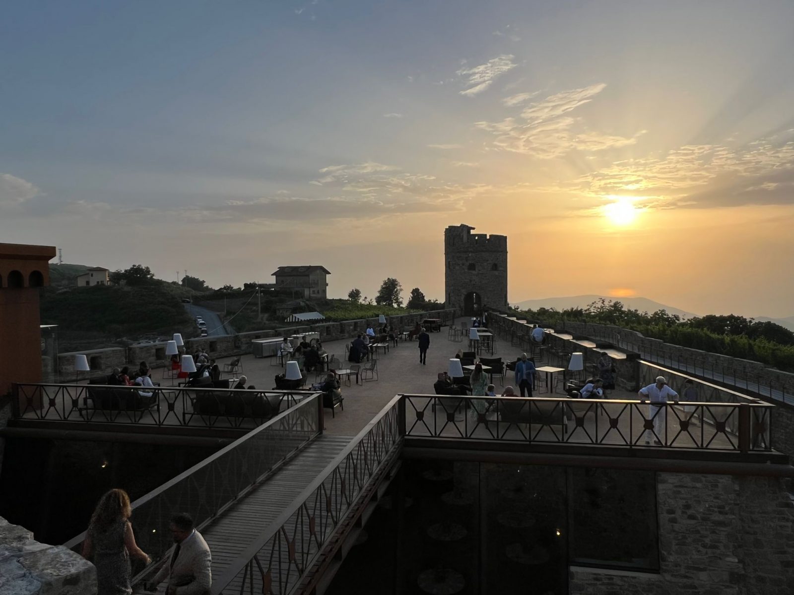 Castello di Rocca Cilento: che la favola abbia inizio - SposIn Campania